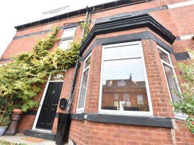 4 Bedrooms Terraced house for sale in Arthington Street, Leeds, West Yorkshire LS10