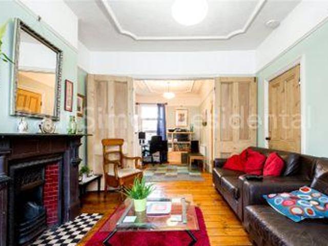 4 Bedrooms Terraced house for sale in Beresford Road, Harrin, London N8