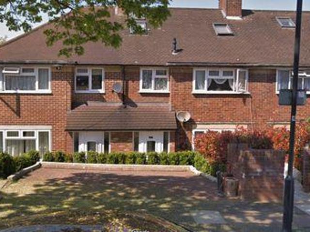 4 Bedrooms Terraced house for sale in Beverley Gardens, Wembley HA9