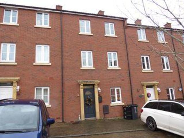 4 Bedrooms Terraced house for sale in Britten Road, Swindon SN25