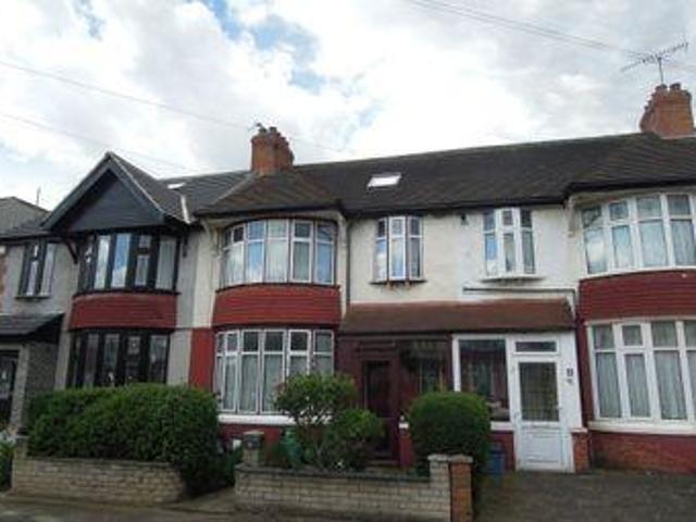 4 Bedrooms Terraced house for sale in Broadhurst Avenue, Ilford IG3