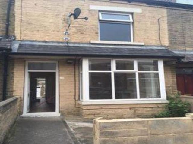 4 Bedrooms Terraced house for sale in Cumberland Road, Bradford BD7