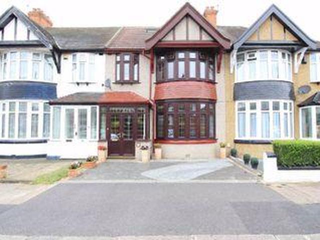 4 Bedrooms Terraced house for sale in Capel Gardens, Ilford, Essex IG3