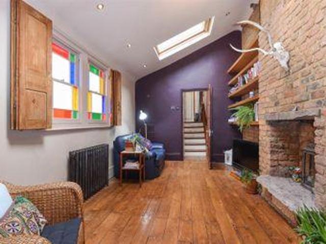 4 Bedrooms Terraced house for sale in Chatsworth Road, London E5