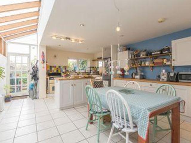 4 Bedrooms Terraced house for sale in Clift Road, Ashton Gate, Bristol BS3