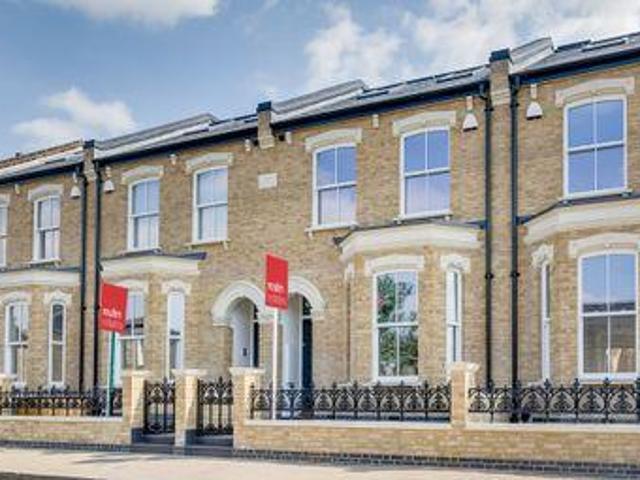 4 Bedrooms Terraced house for sale in Dighton Road, Wandsworth SW18