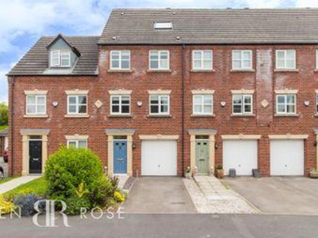 4 Bedrooms Terraced house for sale in Ferrier Grove, Chorley PR6