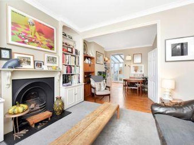 4 Bedrooms Terraced house for sale in Frogley Road, London SE22