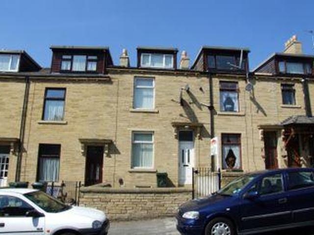 4 Bedrooms Terraced house for sale in Girlington Road, Bradford BD8