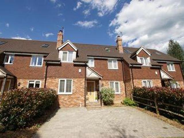 4 Bedrooms Terraced house for sale in Hancox Farm Cottages, Woodmans Green Road, Whatlington, Battle TN33