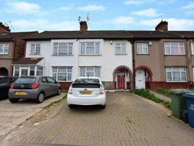 4 Bedrooms Terraced house for sale in Headstone Drive, Harrow HA1