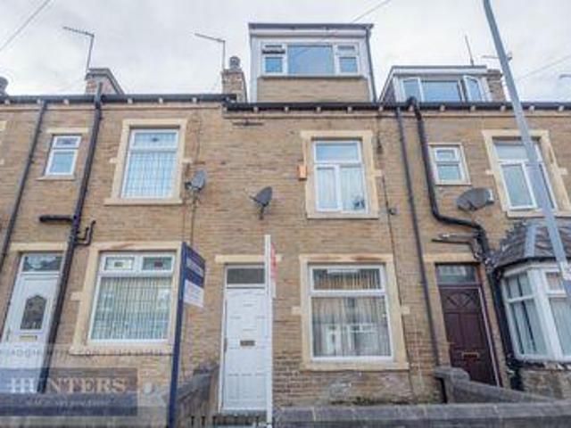 4 Bedrooms Terraced house for sale in Hopbine Avenue, Bradford BD5