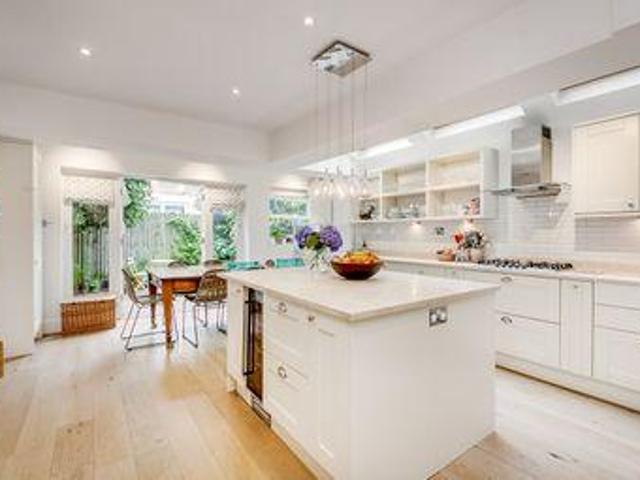 4 Bedrooms Terraced house for sale in Jedburgh Street, London SW11