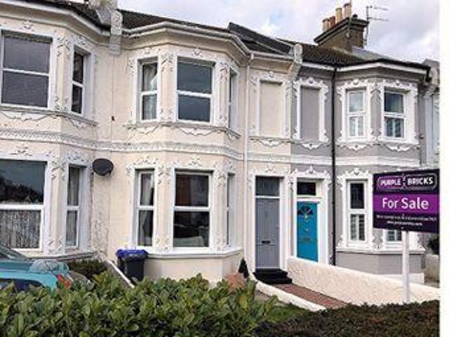 4 Bedrooms Terraced house for sale in Lyndhurst Road, Worthing BN11