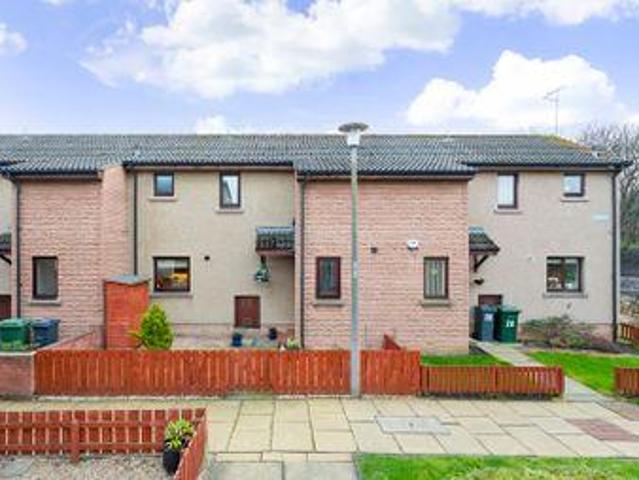 4 Bedrooms Terraced house for sale in Ladehead, Leith, Edinburgh EH6