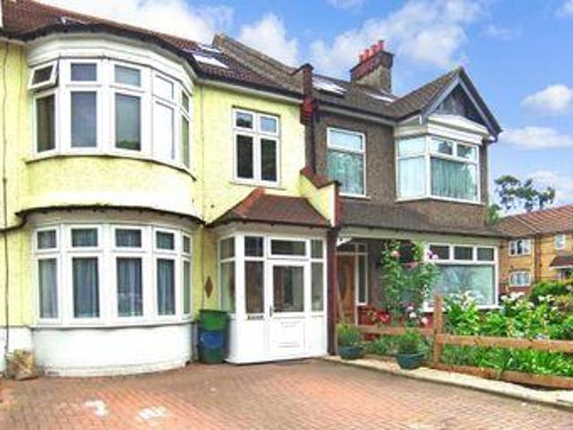 4 Bedrooms Terraced house for sale in Lower Addiscombe Road, Addiscombe, Croydon, Surrey CR0