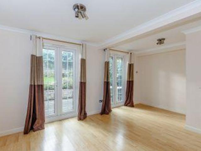 4 Bedrooms Terraced house for sale in Paul Gardens, Croydon CR0