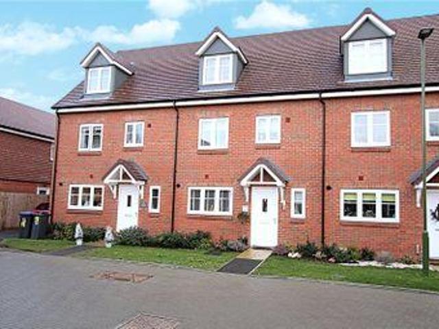 4 Bedrooms Terraced house for sale in Primrose Place, Worthing, West Sussex BN13
