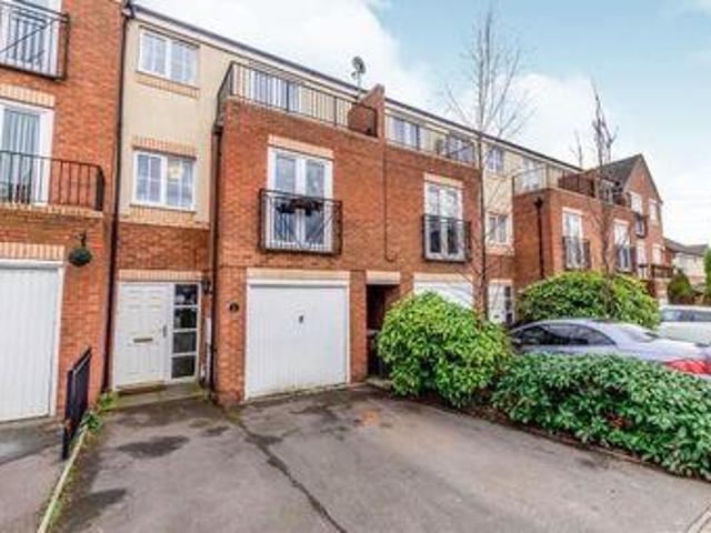 4 Bedrooms Terraced house for sale in Princethorpe Road, Willenhall, West Midlands WV13