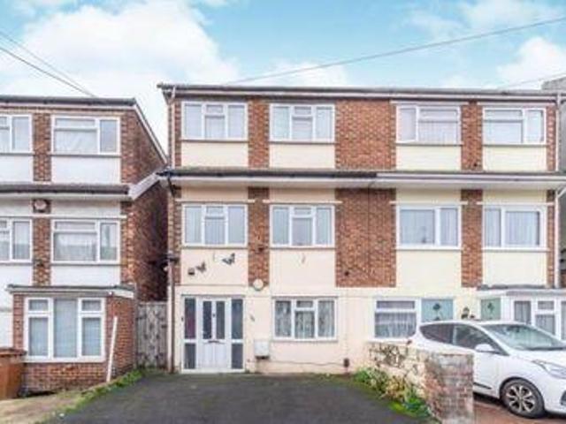 4 Bedrooms Terraced house for sale in Queens Road, Chatham, Kent ME5