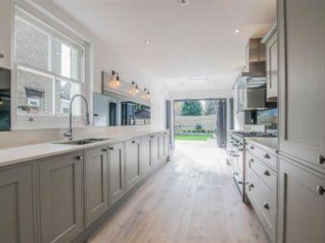 4 Bedrooms Terraced house for sale in Railway Street, Hertford SG13
