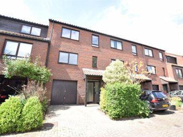 4 Bedrooms Terraced house for sale in Rownham Mead, Bristol BS8