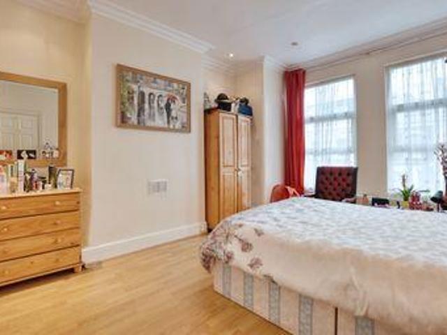 4 Bedrooms Terraced house for sale in St. Elmo Road, Shepherds Bush W12