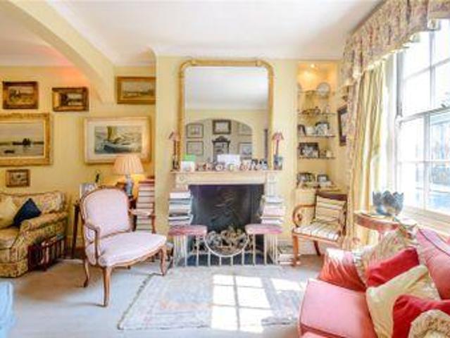 4 Bedrooms Terraced house for sale in St. Joseph Cottages, Cadogan Street, London SW3