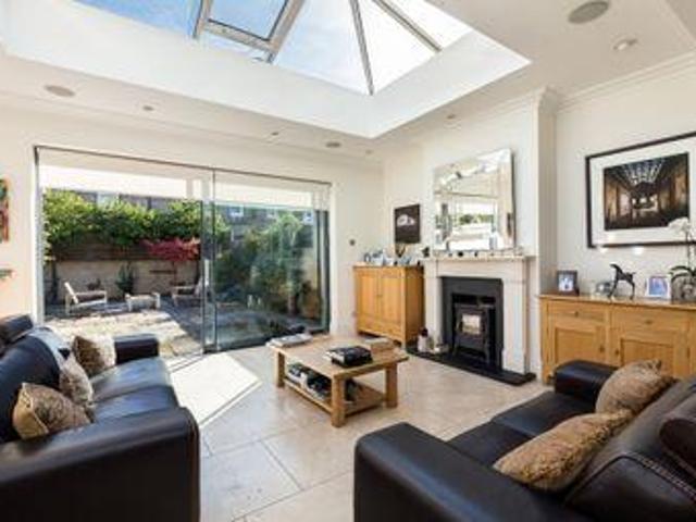 4 Bedrooms Terraced house for sale in Thornton Avenue, Chiswick, London W4