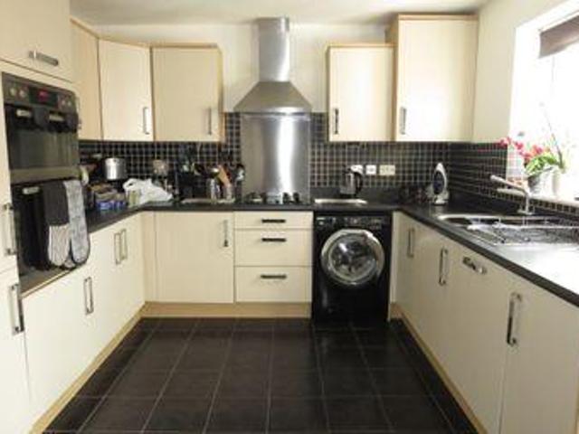 4 Bedrooms Terraced house for sale in Valerian Way, Stotfold, Hitchin SG5