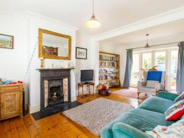 4 Bedrooms Terraced house for sale in Victoria Avenue, New Barnet EN4