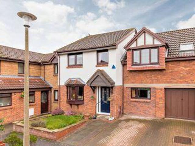4 Bedrooms Terraced house for sale in 6 Gilmerton Place, Edinburgh EH17