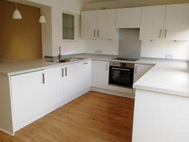 4 Bedrooms Town house for rent in Copthorne Gardens, Hornchurch RM11