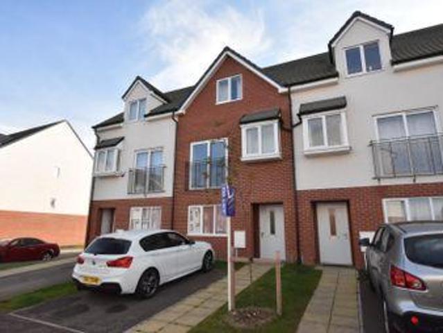 4 Bedrooms Town house for rent in Champion Way, Bedford MK42