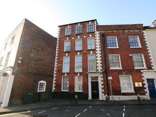 4 Bedrooms Town house for rent in Edgar Street, Worcester WR1