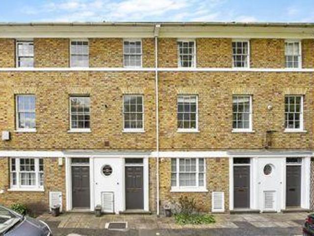 4 Bedrooms Town house for rent in Langford Green, London SE5