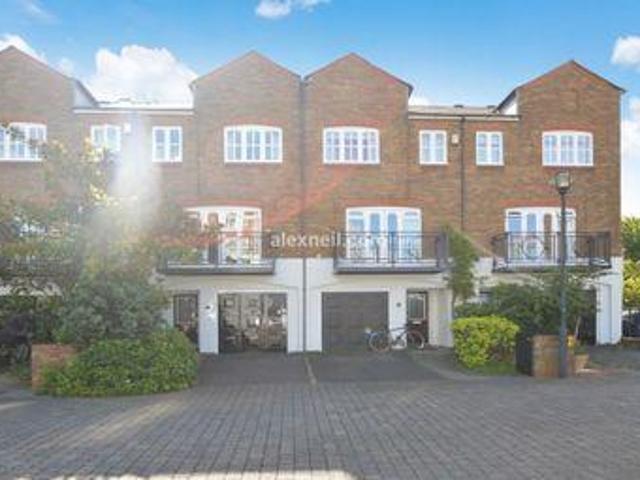 4 Bedrooms Town house for rent in Princes Riverside Road, London SE16