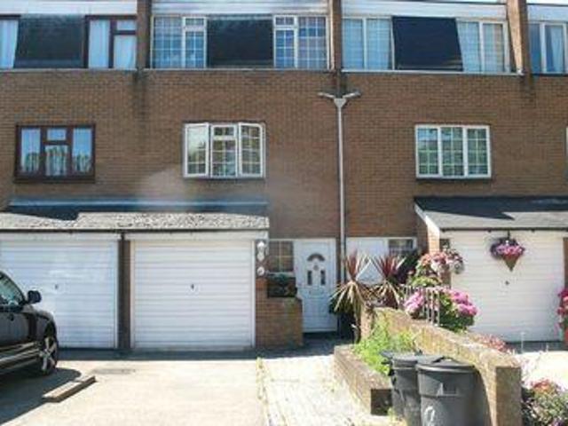 4 Bedrooms Town house for rent in Williamson Street, London N7