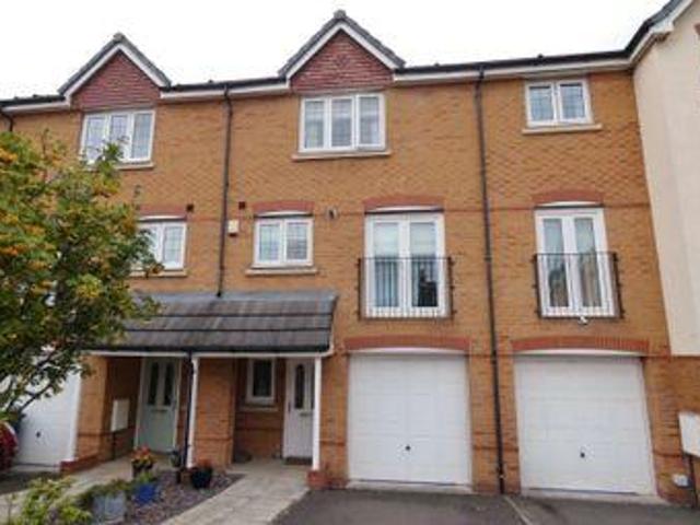 4 Bedrooms Town house for sale in Callender Gardens, Helsby, Frodsham WA6