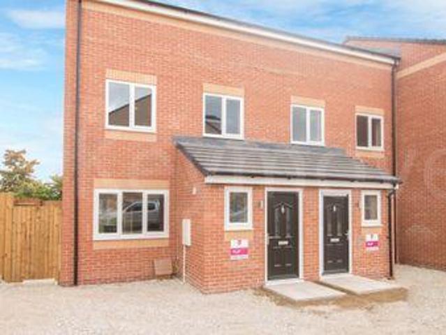 4 Bedrooms Town house for sale in Appleton Walk, Off Western Way, Bradford BD6