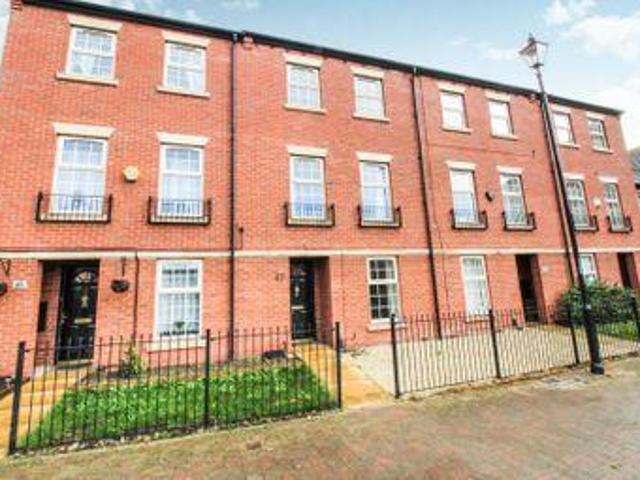 4 Bedrooms Town house for sale in Baseball Drive, Derby DE23