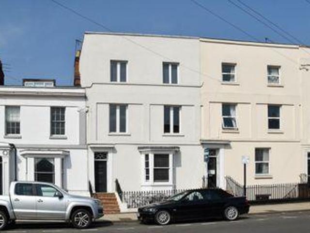 4 Bedrooms Town house for sale in Grove Street, Leamington Spa CV32