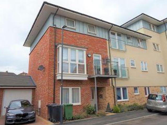 4 Bedrooms Town house for sale in Kempton Drive, Warwick CV34