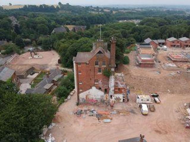 4 Bedrooms Town house for sale in Hardy Street, Kimberley, Nottingham NG16