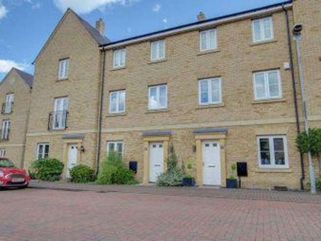 4 Bedrooms Town house for sale in Mortimer Gardens, Colchester CO4