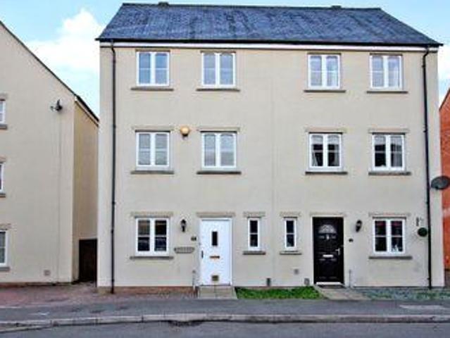 4 Bedrooms Town house for sale in Maunders Drive, Staverton, Trowbridge BA14