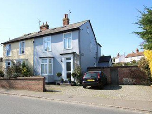 4 Bedrooms Town house for sale in North Street, Dunmow CM6