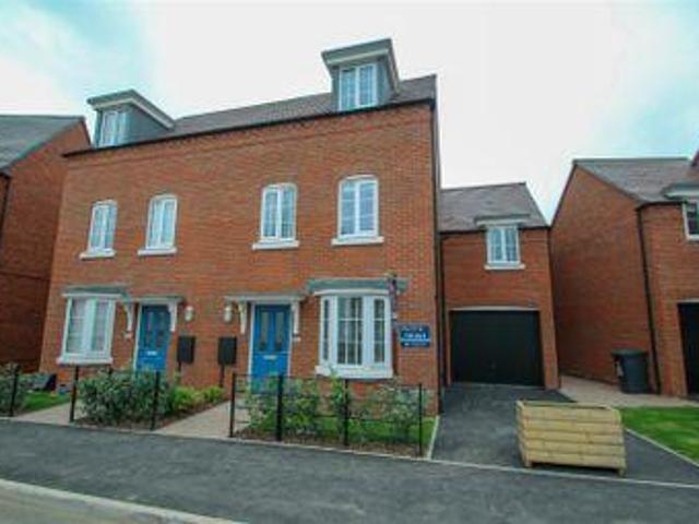 4 Bedrooms Town house for sale in The Village, Barlaston, Stoke On Trent ST12