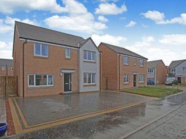4 Bedrooms Villa for sale in 17 Lingerwood Lane, The Wisp, Edinburgh EH16