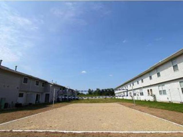 4 Beds Campus Creek Apartments To Rent in Big Rapids, Michigan